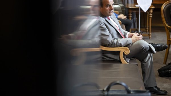 Nebelspalter | Die Tragik des Gerhard Pfister