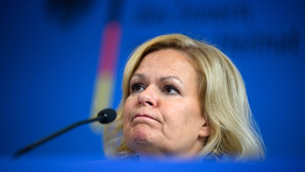 Nebelspalter | Mehr Feiertage als Mittel gegen den Fachkräftemangel